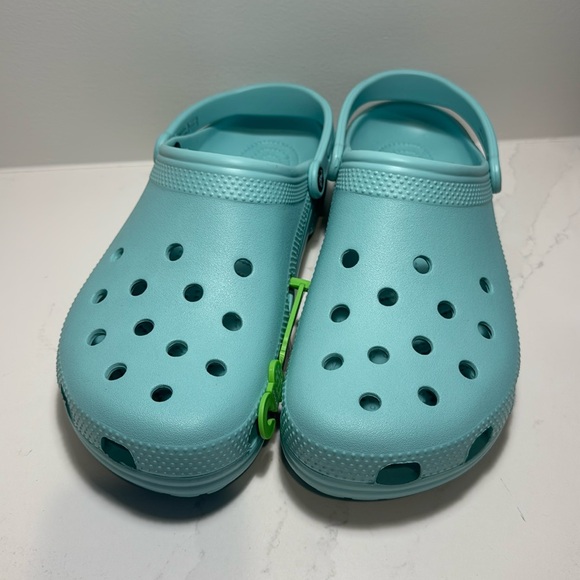 CROCS | Shoes | New With Tags Mens Classic Crocs Size 4 10014ss | Poshmark
